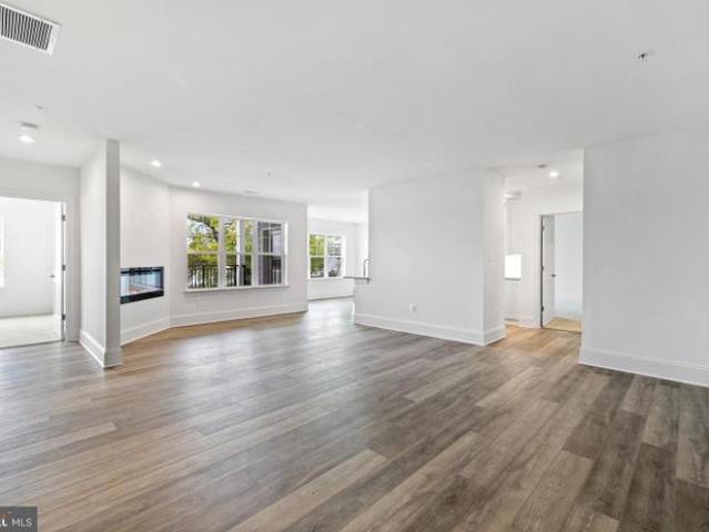 1414 Burke Rd 108, Middle River, MD