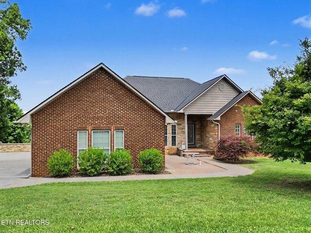 1414 Benjamin Blvd, Sevierville, TN 37876