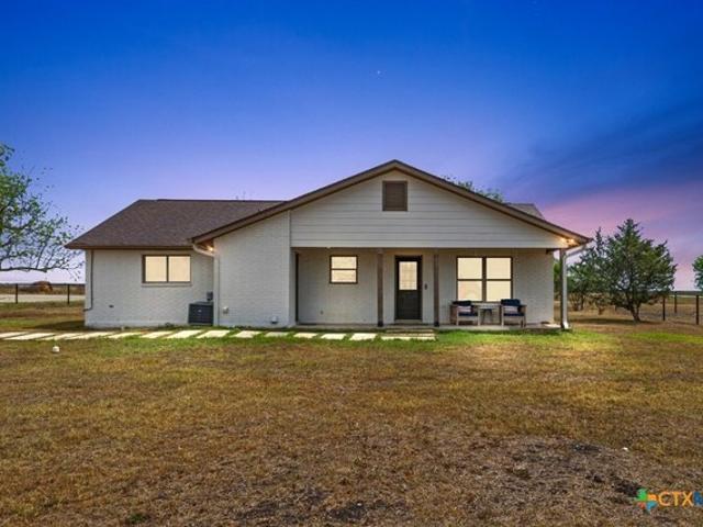1414 Branch Rd, Seguin, TX 78155