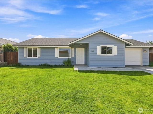 1414 E Adelia Ct, Pasco, WA 99301