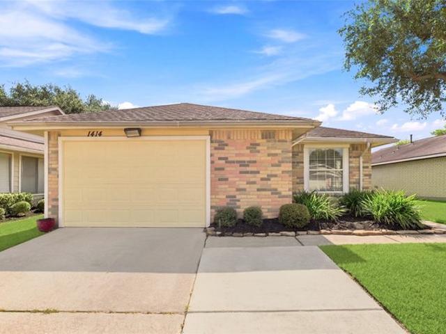 1414 Great Dover Cir, Channelview, TX 77530