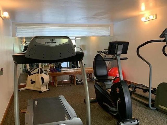 1414 Greenfield Apartments 2 Bedroom Apartment for Rent at 1414 Greenfield Avenue, Los Angeles, CA 90025 Westwood