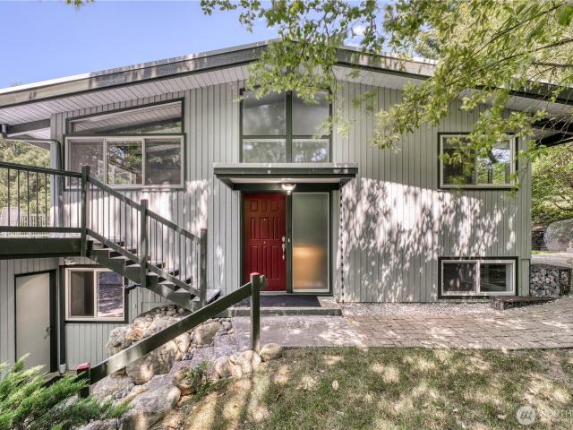 1414 Sunset Vista