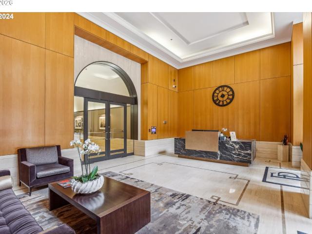 1414 SW 3RD AVE # 2802