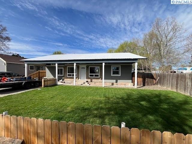 1414 S Fir St, Kennewick, WA 99337