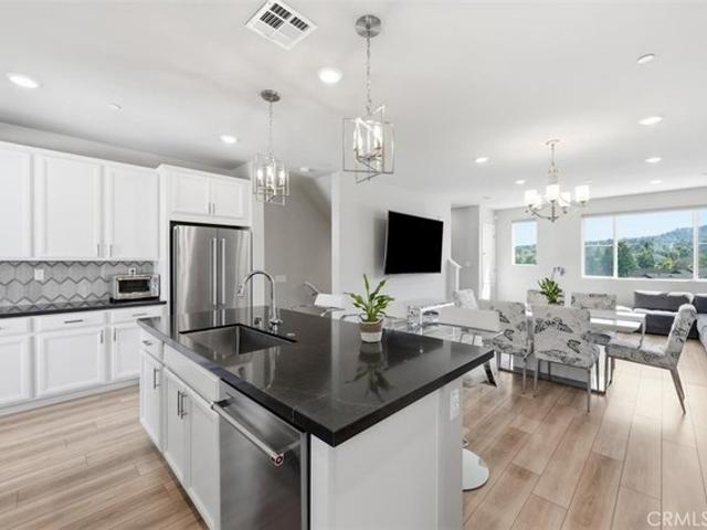 1414 Sea Ln, San Pedro, CA 90732