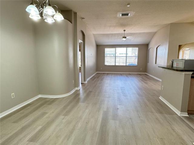 1414 Trail Boss Ln, Brandon, FL 33511 | MLS #TB8480 | Compass