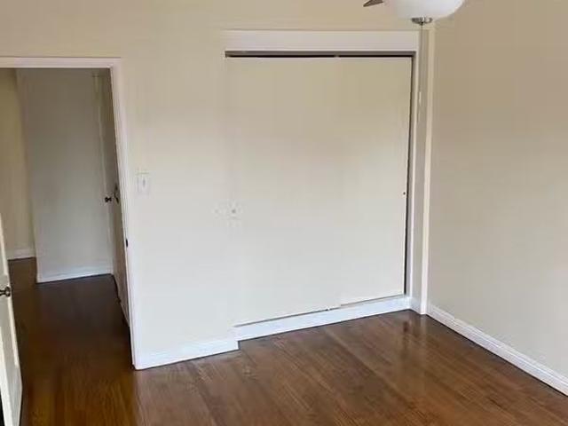 1414 W 25th St, Unit 1414 Community Apartment in Los Angeles.