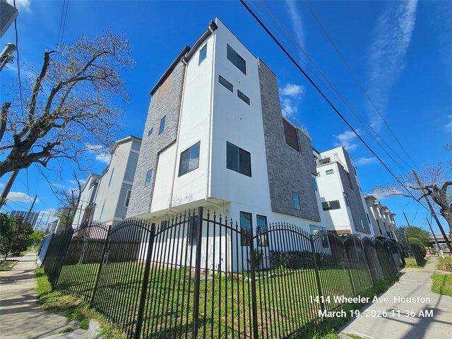 1414 Wheeler St, Houston, TX 77004