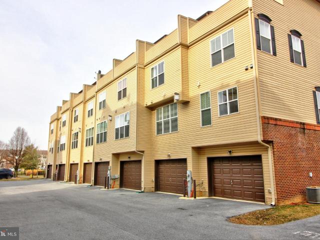 1414 Wheyfield Dr, Frederick, MD 21701 | MLS #MDFR2081 | Compass