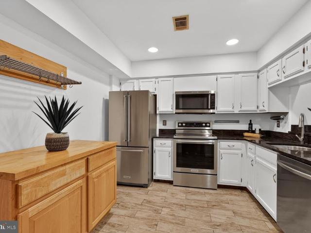1414 12Th Street N # 1414B
