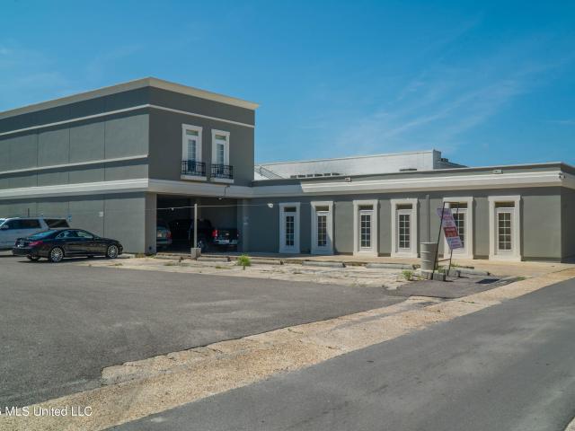 1414 25th Avenue