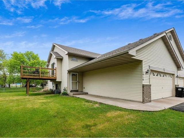 1414 3rd St S, Princeton, MN 55371