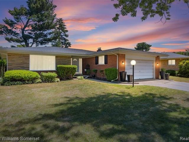 14154 Fenton, Redford, MI 48239