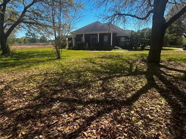 14155 Ryals Rd, Wilmer, AL 36587