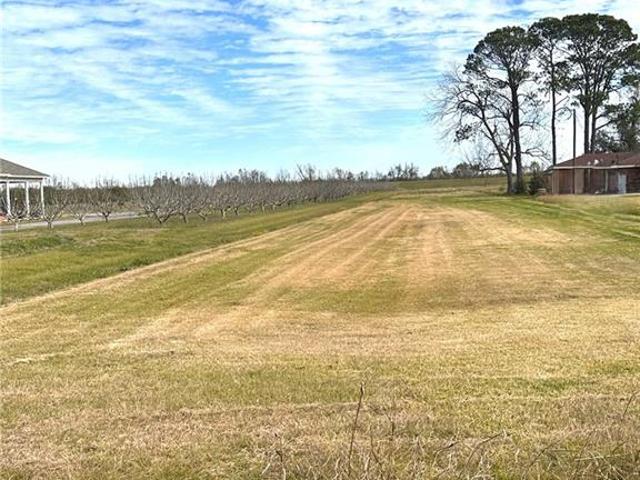 14159 B Highway 23, Belle Chasse, LA 70037 | MLS #2480
