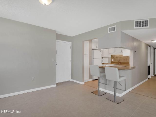1415 Ocean Shore Blvd, Unit M120, Ormond Beach, FL 32176 | MLS #2013 | Compass