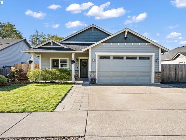 1415 Cottonwood Pl, Cottage Grove, OR 97424
