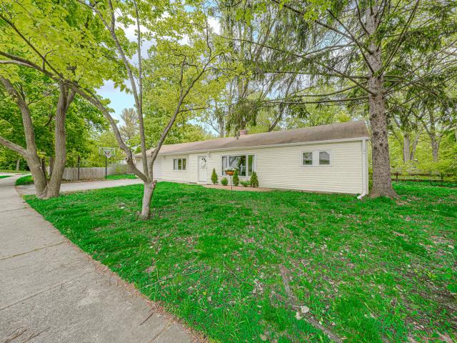 1415 Deerfield Place