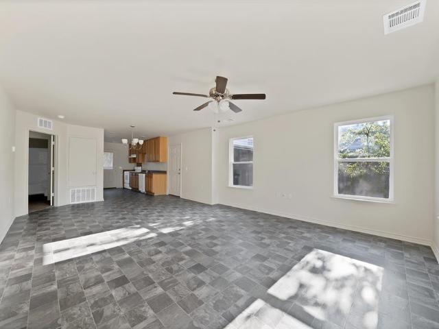 1415 E Jefferson Avenue