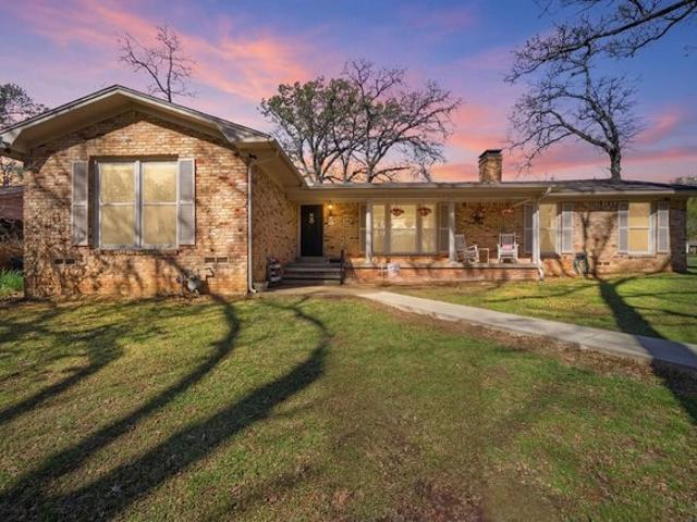 1415 Glenlain Dr, Grand Saline, TX 75140