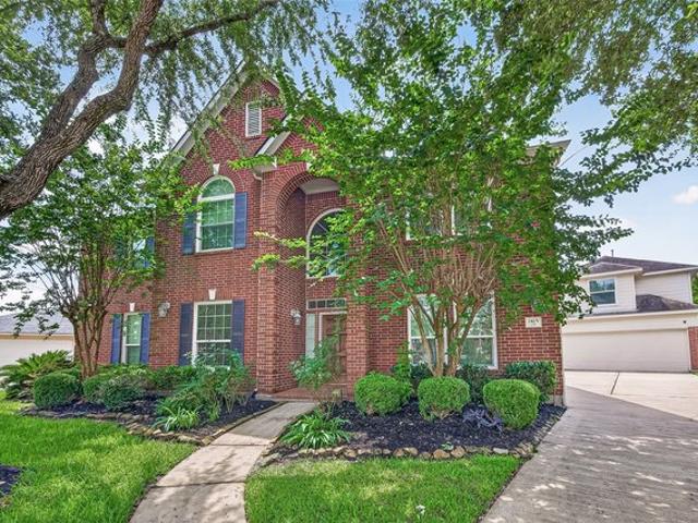 1415 Kennewick Ct, Sugar Land, TX 77479