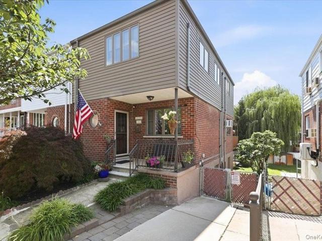 1415 Reed Pl, Bronx, NY 10465