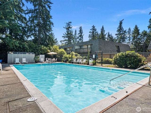 1415 th Ave NE Apt 4101, Bellevue, WA 98007