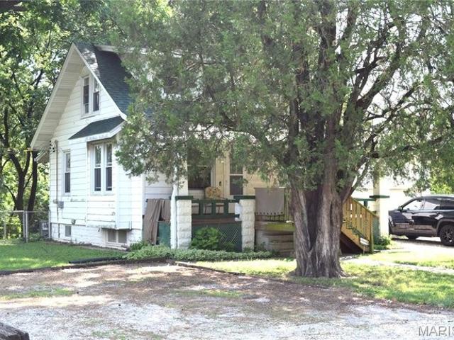 1415 4th Ave, Belleville, IL 62220