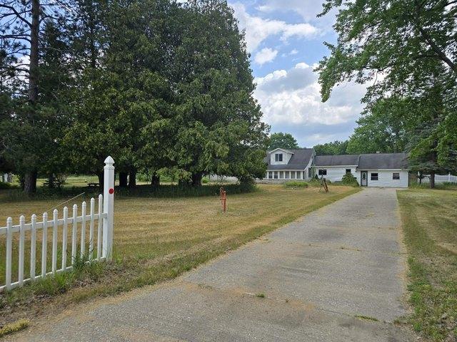14160 New Millpond Rd, Big Rapids, MI 49307