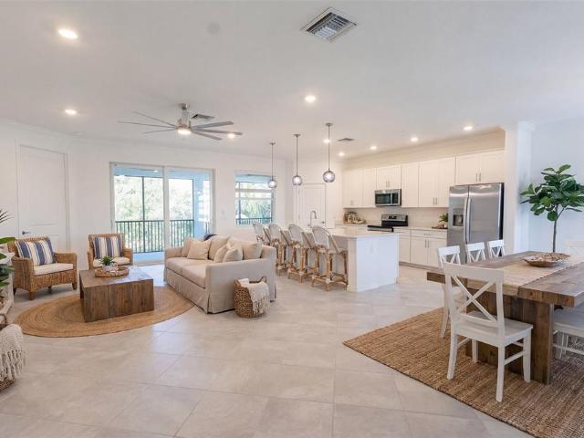 14167 Poppy Fld Loop, Unit 5722, Punta Gorda, FL 33955 | MLS #C7522 | Compass