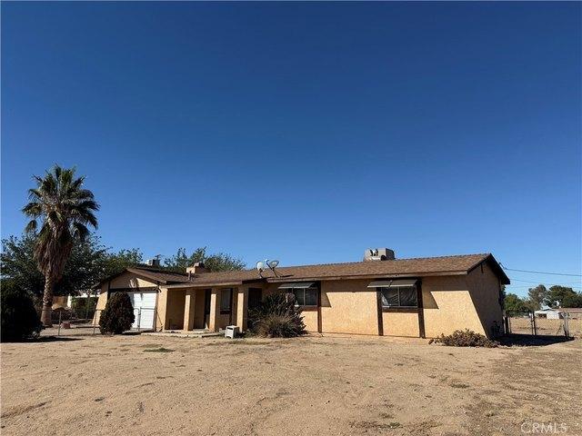 14164 Luna Rd, Victorville, CA 92392