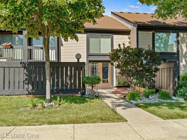 14165 Jackson St Unit 91, Taylor, MI 48180
