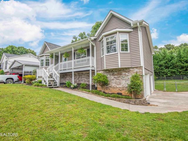 1416 Overton Lane