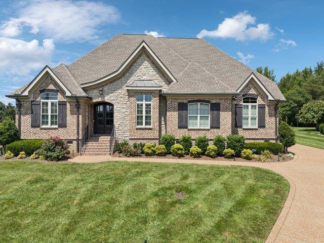 1416 Orchard Hill Ln, Arrington, TN 37014