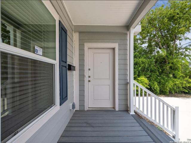 1416 Burleson, San Antonio, TX 78202 | MLS #1927 | Compass