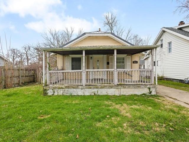 1416 Campeau St, South Bend, IN 46617