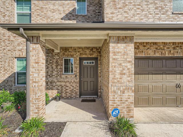 1416 Deering Run