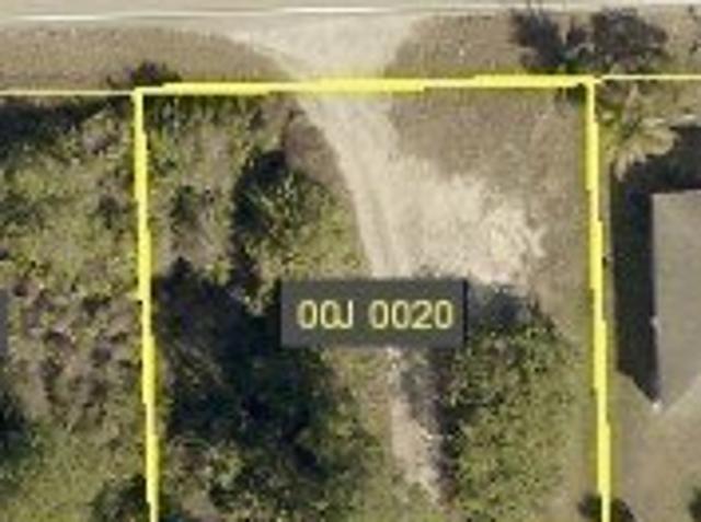 14/16 E 12th St, Lehigh Acres, FL 33972
