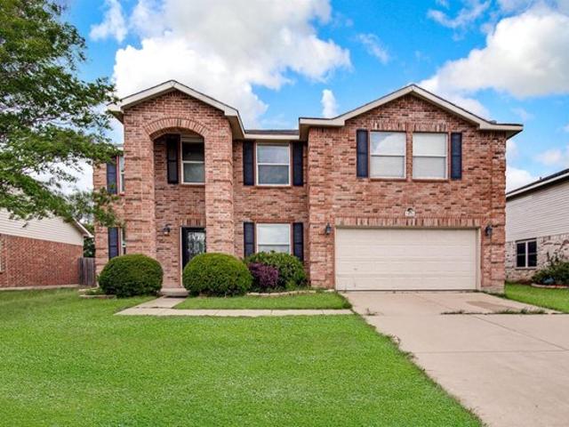1416 Erin Dr, Burleson, TX 76028