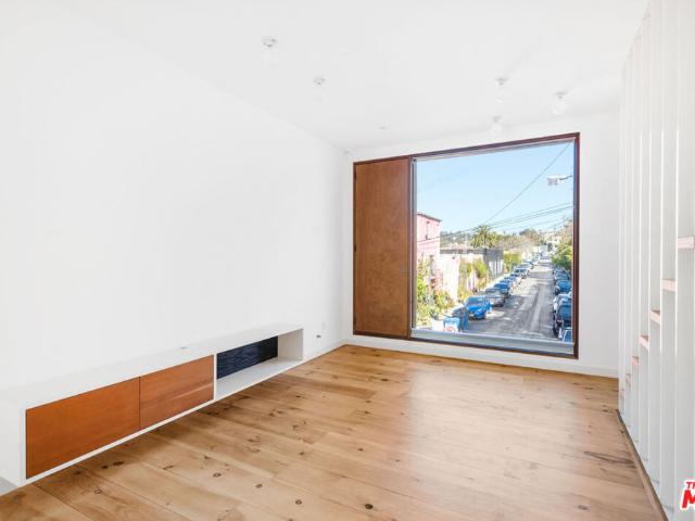 1416 Fairbanks Place