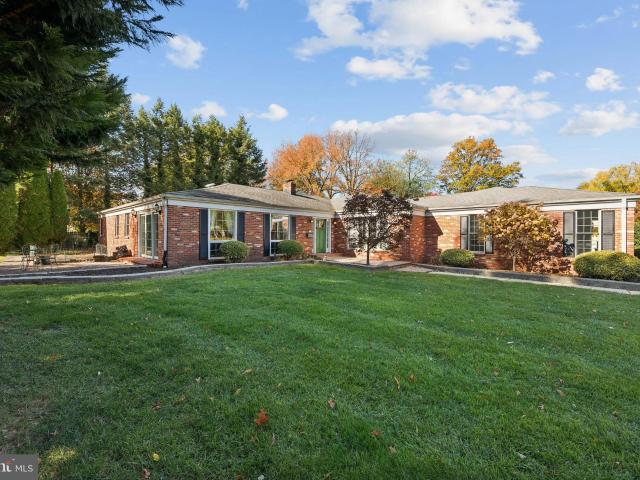 1416 Georgian Dr, Moorestown, NJ 08057 | MLS #NJBL2107 | Compass