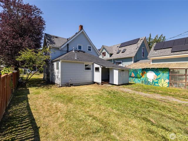 1416 Humboldt Street