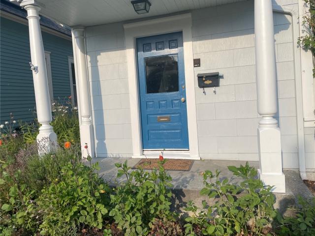 1416 Humboldt Street