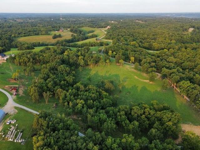 1416 Junction Pike, Berry, KY 41003