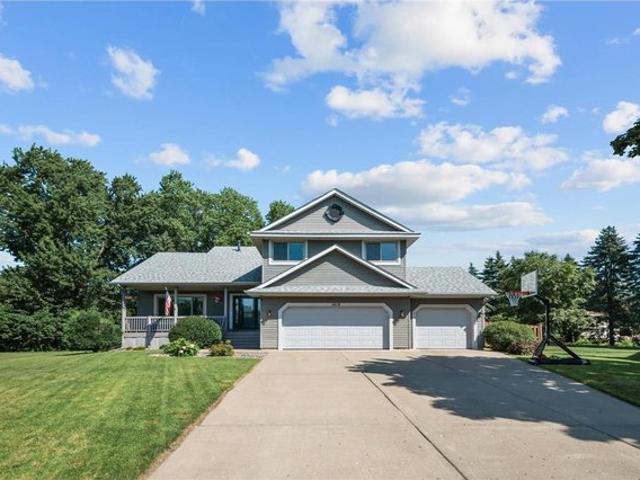 1416 Pinefield Ct, White Bear Lake, MN 55110