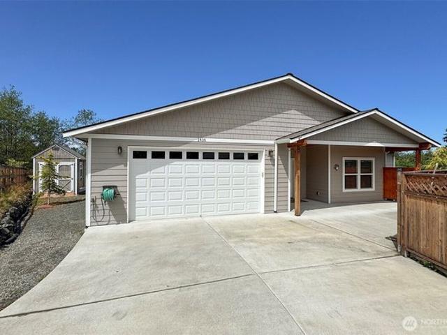 1416 Rook Dr, Port Angeles, WA 98362
