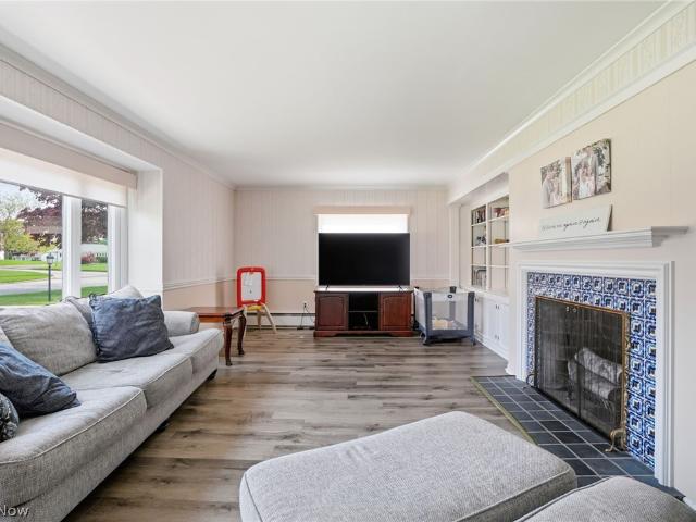 1416 W 64th Street