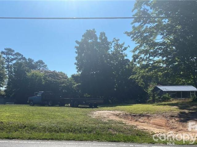 1416 W A St, Kannapolis, NC 28081 | MLS #4356 | Compass
