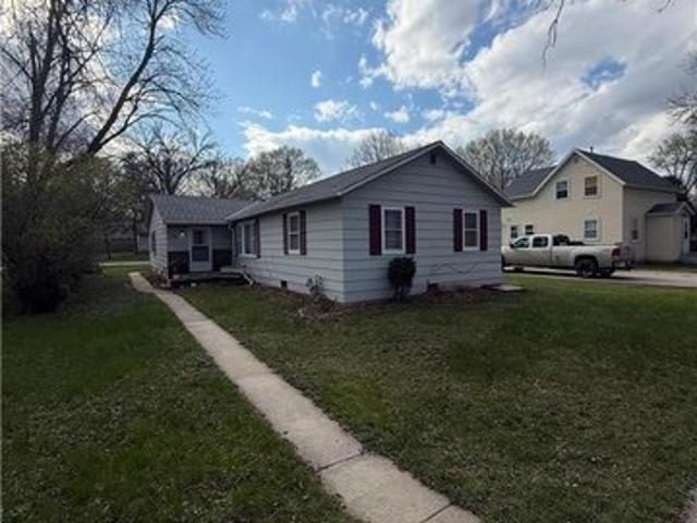 1416 7th St SW, Willmar, MN 56201